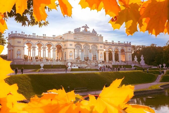 Private Vienna Walking Tour with Private Local Guide - Lessons from Reviewer Feedback