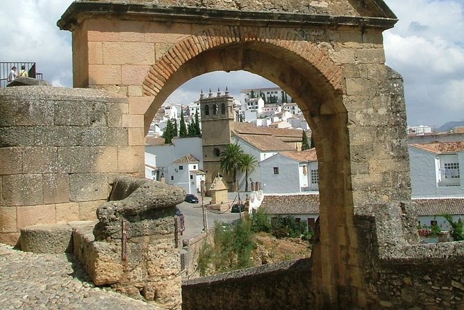 Private visit to Ronda 2 hours - In The Sum Up