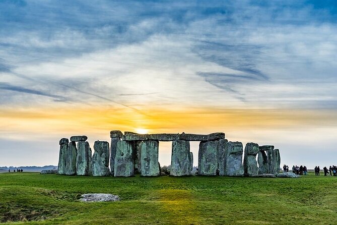 Private Windsor Castle and Stonehenge Day Tour - The Practical Side: Pricing and Value