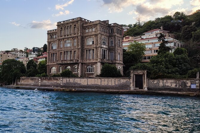 Private Yacht Tour on Bosphorus Istanbul - What Past Travelers Say