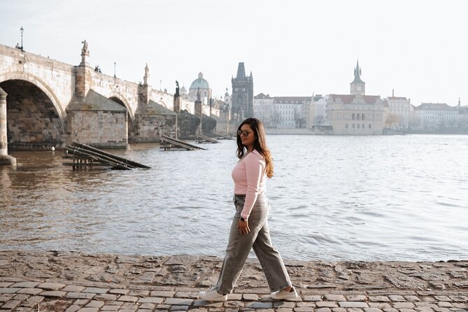 Professional photoshoot at Charles Bridge Prague - Who Would Enjoy This?