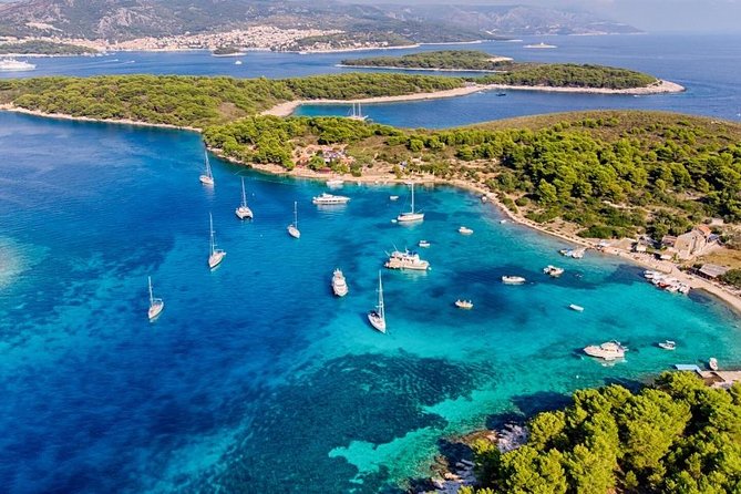 Rent a speed boat from Split or Trogir - The Sum Up