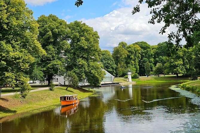 Riga Canal and Daugava Boat Tour with Welcome Drink & Audio Guide - In-Depth Look at the Itinerary