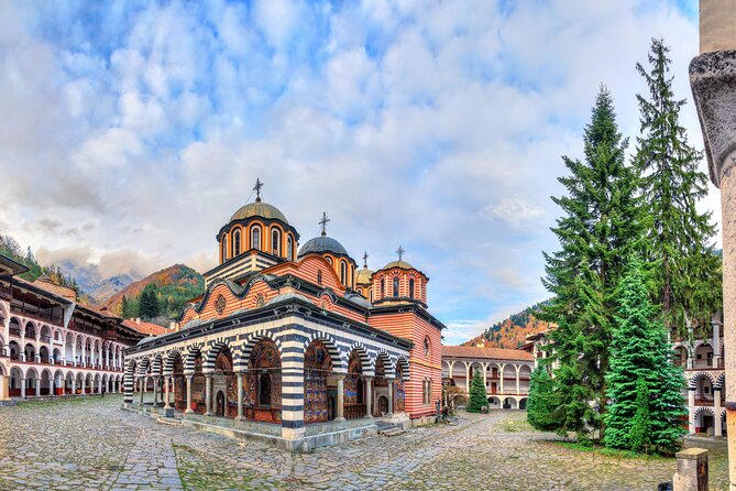 Rila Monastery and Boyana Church Shuttle Day Tour - Transportation and Group Dynamics
