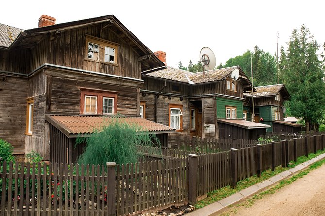 Road Trip to Csis, Lgatne, raii and Sigulda - All Inclusive - Cēsis Town: Old Streets and Artful Vibes