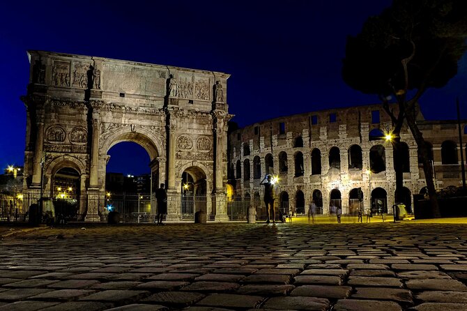 Roman Twilight Tales: legends, curiosities and drinks! - The Buzz of Piazza Venezia