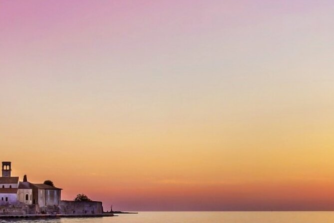 Romantic Boat Trip with Dolphin Watching - Who Should Consider This Tour?