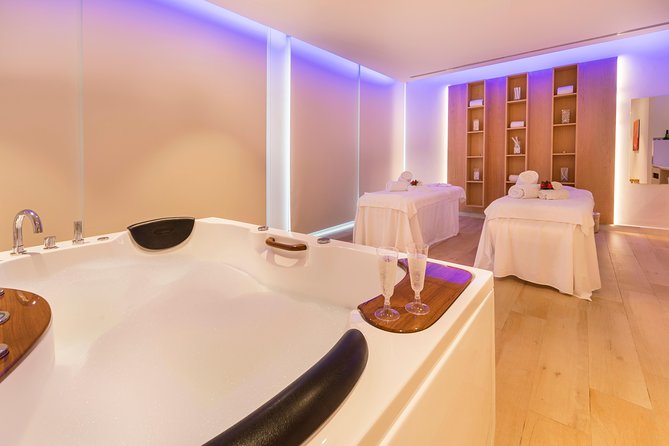 Romantic couple massage + SPA entry and private jacuzzi with cava - Price and Value: Are You Getting Your Money’s Worth?