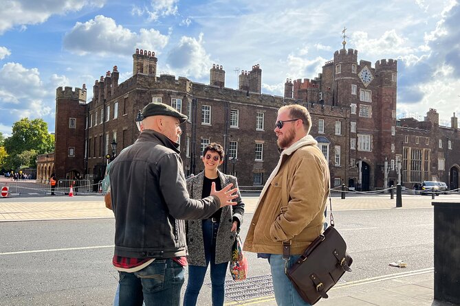 Royal Historic Pubs Walking Guided Tour in London - Practical Tips for Travelers