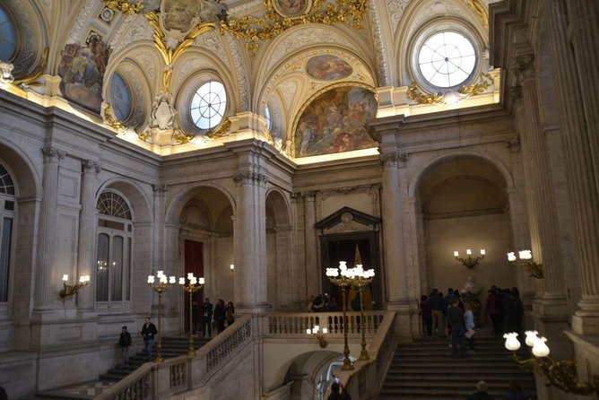 Royal Palace of Madrid 1.5-Hour Guided Tour Optional Prado Museum Combo - Authentic Experiences: What Travelers Say