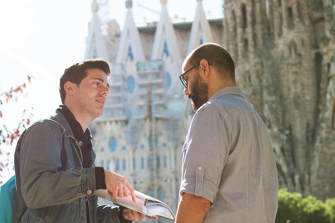 Sagrada Familia Private Guided Tour with Skip the Line Tickets - Practical Tips for the Tour