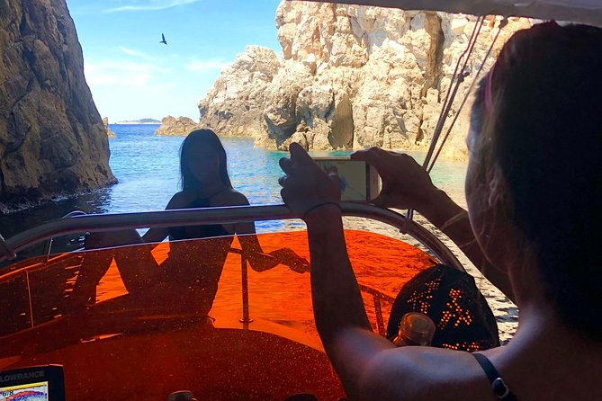 Sail, see, stop, photograph (4 hours) - Who Will Love This Tour?