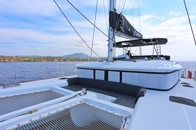 Santorini: Caldera Classic Semi-Private Cruise with BBQ & Drinks - Authenticity and Comfort on the Water