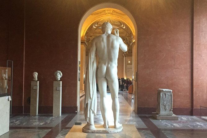 Scandals: Louvre (Semi-Private) With Reserved Entrance Time - Professional Guides and Their Role in Making This Special