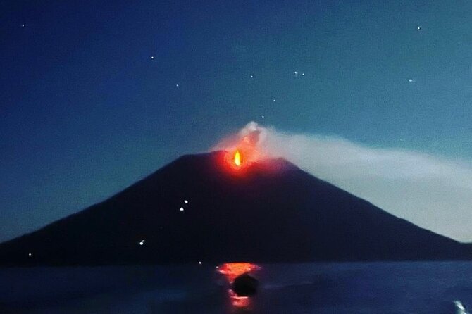 Sciara del Fuoco from the sea, night tour SMALL GROUP - Practical Details: What to Expect