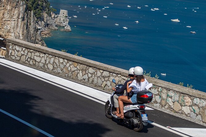 Scooter rental to visit the Amalfi Coast - The Sum Up