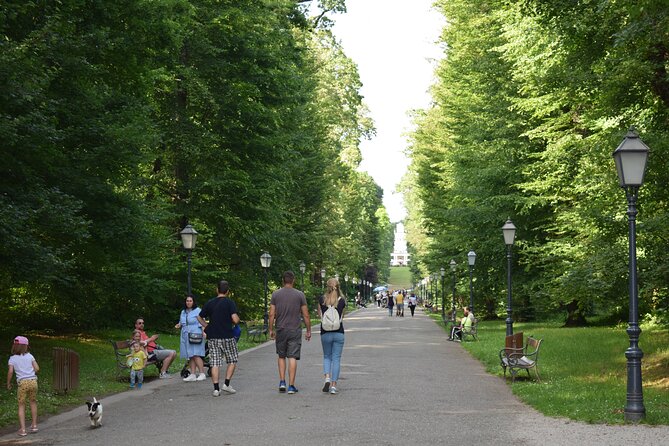 Searching for Love in Zagreb: Self-Guided Romantic Puzzle Walk - Authenticity and User Feedback