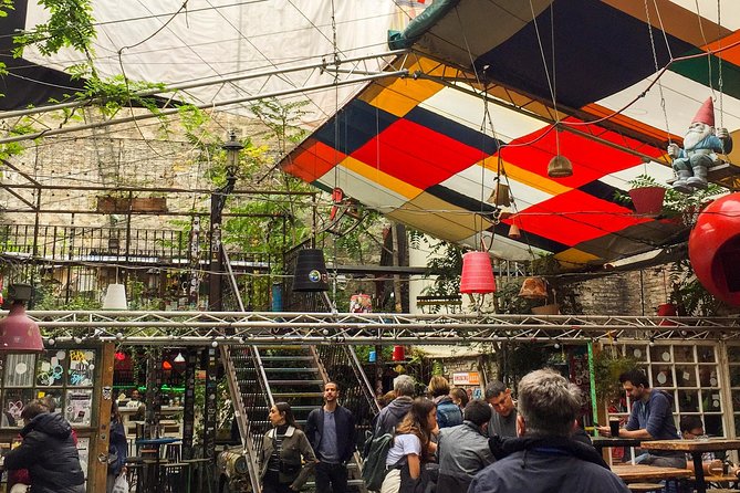 Secret Ruin Bar Crawl in Budapest with a Local - How the Experience Feels in Practice