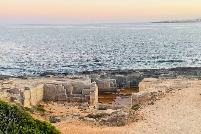 Self-guided Walking Tour and Outdoor Escape Game in Cala Millor, in German - Analyzing the Value