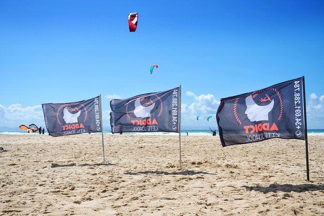 Semi-private kitesurfing lessons in Tarifa (adapted to every level) - The Learning Experience
