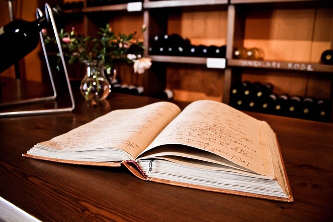 Semi Private Wine Tour of 2 wineries with Transfer and Lunch - FAQs