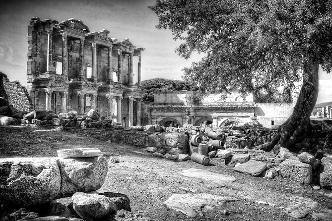 Shore Excursion 1 or 2 Day Private Tour from Kusadasi Port for Ephesus-Pergamon - The Pergamon Highlights: Amphitheater and Ancient City