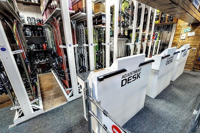 Ski and Snowboard equipment rental in Bansko - Authentic Experiences and Reviews from Visitors