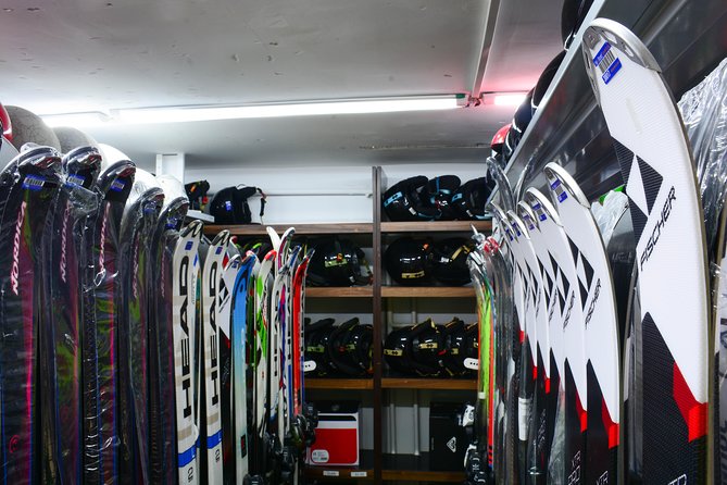 Ski and Snowboard equipment rental in Bansko - Authentic Experiences and Reviews