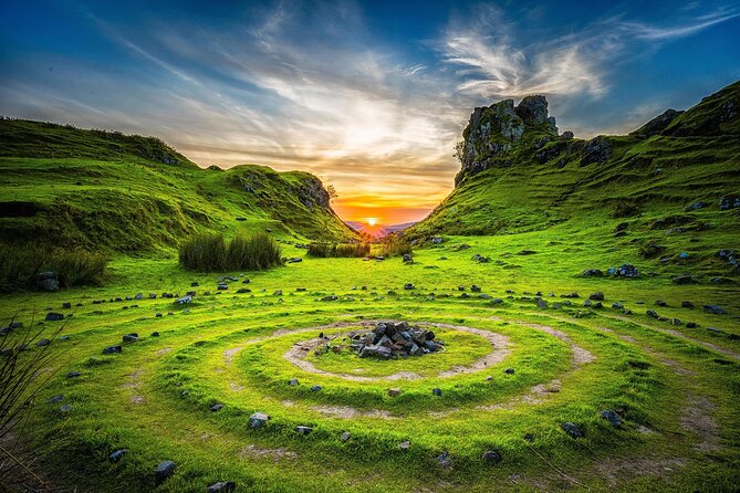 Skye Fairy Pools/ Fairy Glen/ Quiraing/ Kilt rock / Old Man Storr - The Value of this Tour