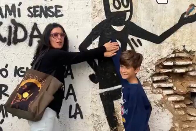 Small-Group Graffiti Tour and Workshop in El Carmen - What You’ll See and Learn During the Tour