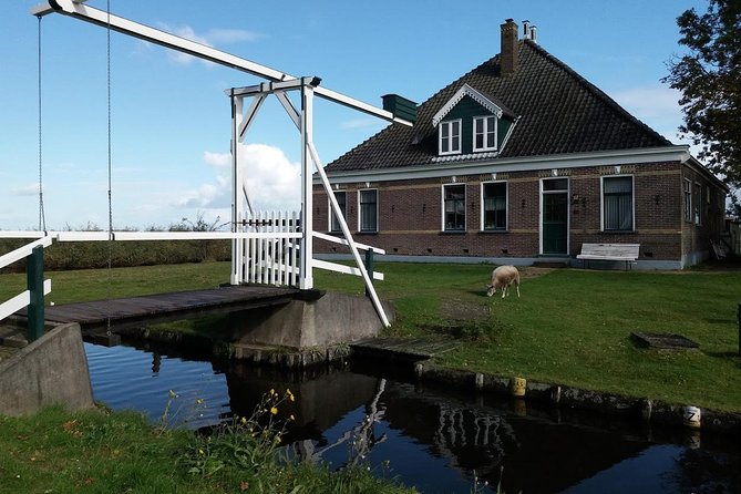 Small-Group Guided Sunset Canoe Tour in Waterland with Dinner - FAQs