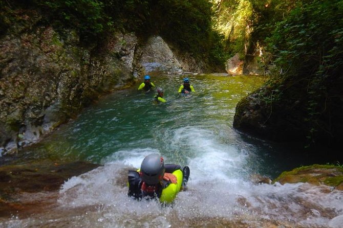 Sports canyoning in the Vercors near Grenoble - What Sets This Tour Apart