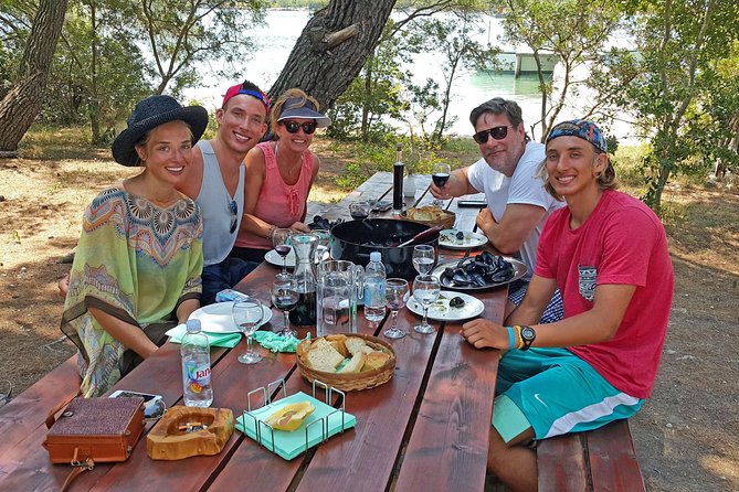 Ston Oysters & Wine Tasting Tour from Dubrovnik - Who will love this experience?