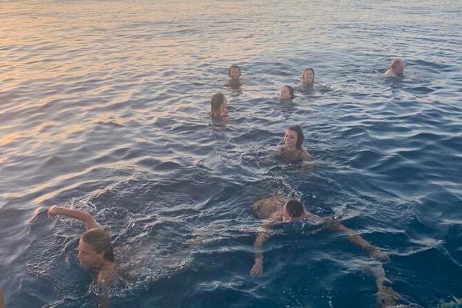 Sunset aperitif on the water - Why You Should Consider This Experience