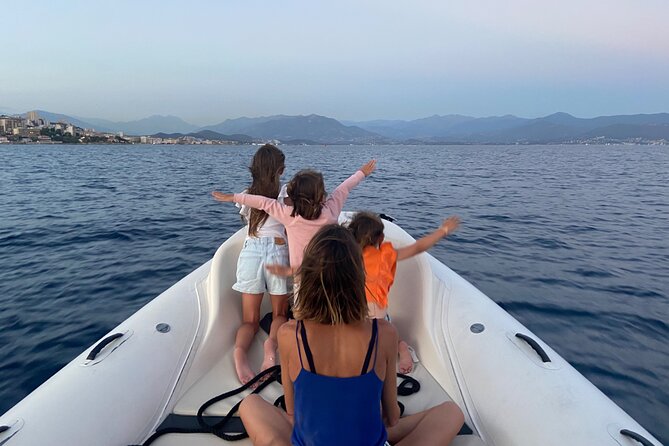 Sunset boat cruise with Aperitif at the Sanguinary Islands - The Bottom Line: Who Will Most Enjoy This Tour?