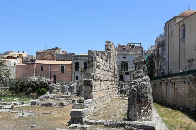 Syracuse Ortigia Scavenger Hunt and Highlights Self-Guided Tour - Meeting Point, Duration, and Accessibility