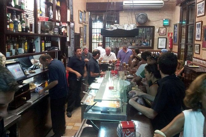 Tapas and Wine Tasting Tour in Seville Small Groups and Jewish Quarter - Who It’s Best For
