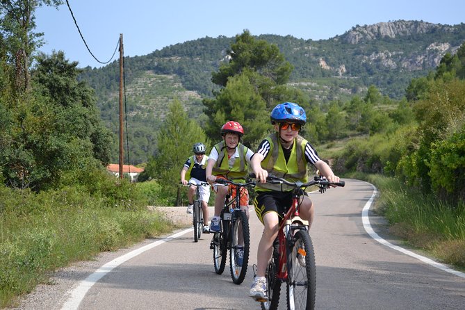 The Grape Escape! Cycling in Beautiful Scenery with Wine Tasting - Tour Features and Practicalities