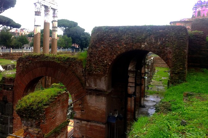 The last day of Julius Caesar: from the glory to the Ides of March - Who Will Love This Tour?