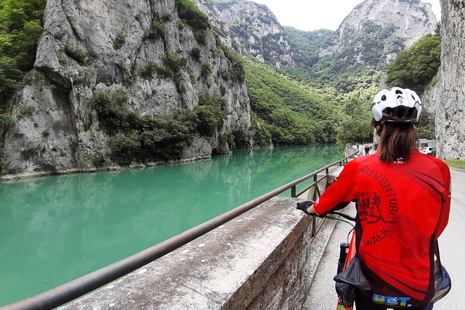 Tour in eBike Riserva Gola del Furlo and Tartufo - FAQ