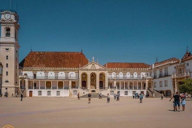 Tour / transfer Lisbon - Porto or Porto Lisbon with tour - The Sum Up