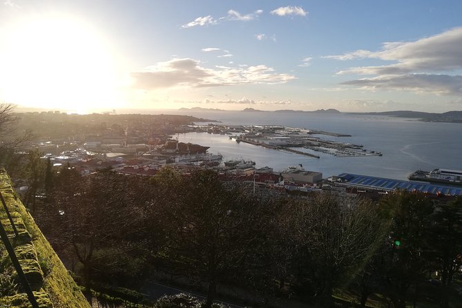 Tour Vigo and Santiago Compostela: Departure from Braga and Guimarães - Transportation and Timing