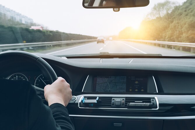 Transfer Budapest City to Ferenc Liszt Airport(BUD) - Meeting Points and Pickup Details