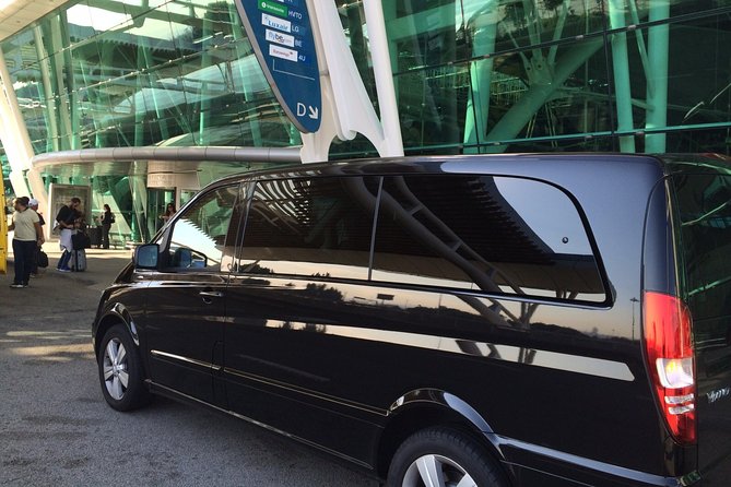 Transfer from Coruna Airport to Ferrol - Who Will Benefit Most?