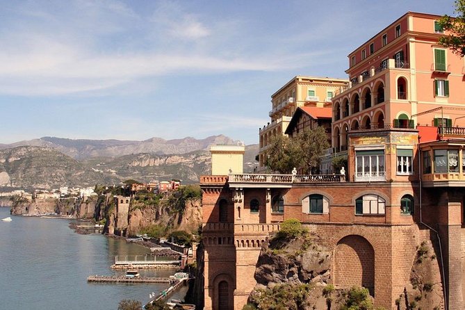 Transfer from Naples to Pompeii or Vice Versa - The Practicalities