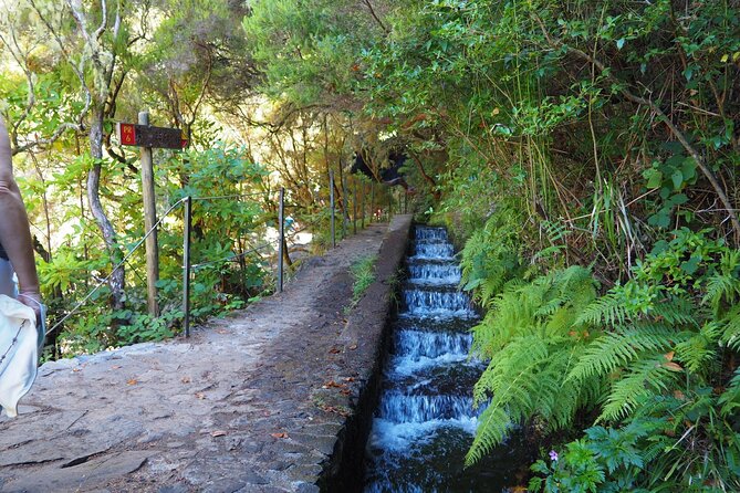 Transfer Rabacal 25 Fontes & Risco Levada Self-Guided - FAQ