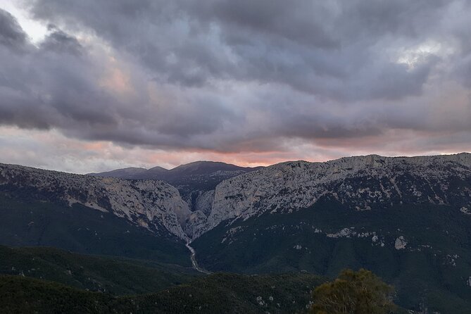 Trekking excursion to Gorropu canyon - The Guide & Group Dynamics