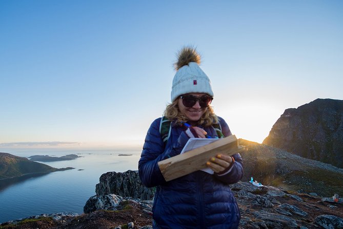 Tromsø: Midnight Sun Hike with Wandering Owl - FAQs