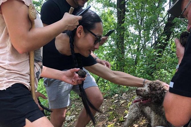 Truffle Hunting with Wine Tasting - FAQ
