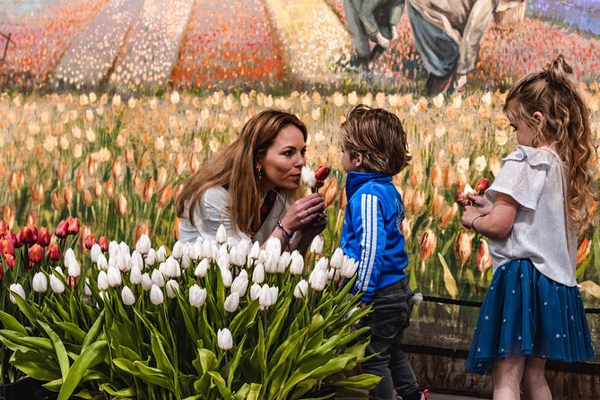 Tulip Experience and Keukenhof Flower Gardens Tour from Amsterdam - What Travelers Are Saying